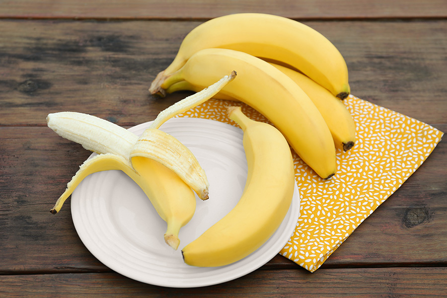 Le banane fanno ingrassare? Calorie e benefici | Pesoforma